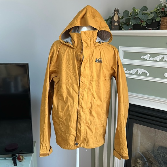 REI | Jackets & Coats | Rei Mens Rain Jacket | Poshmark